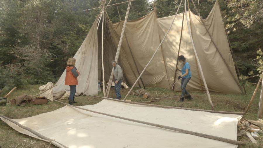 A Bear Et My Kayak – Part 1 | Adventure Sidecar